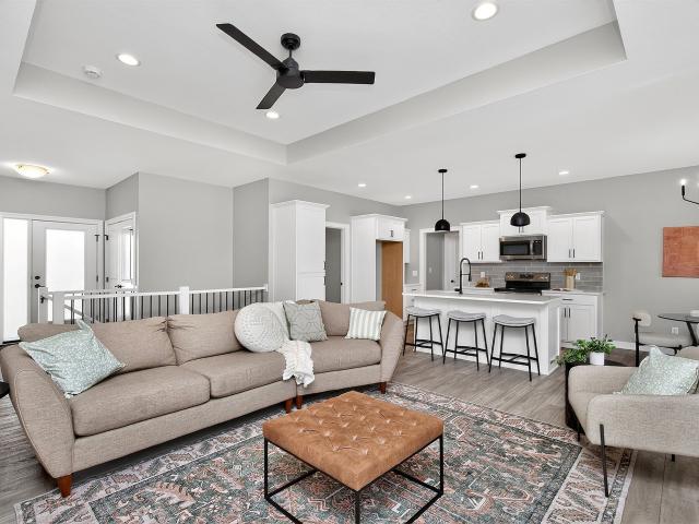 205 11th Court NW