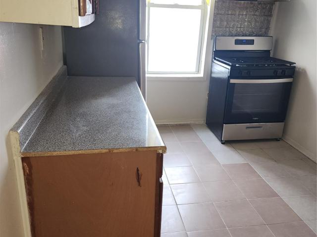 205 11 Hollis Avenue 2nd. Floor