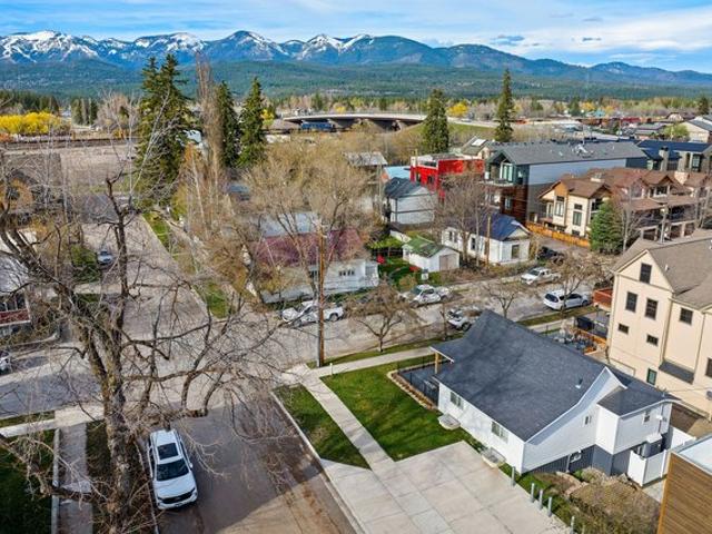 205 1/2 E 1st St, Whitefish, MT 59937
