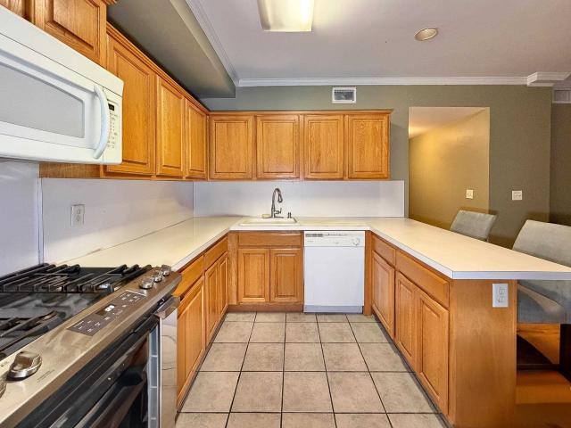 205 207 Madison St # 2B