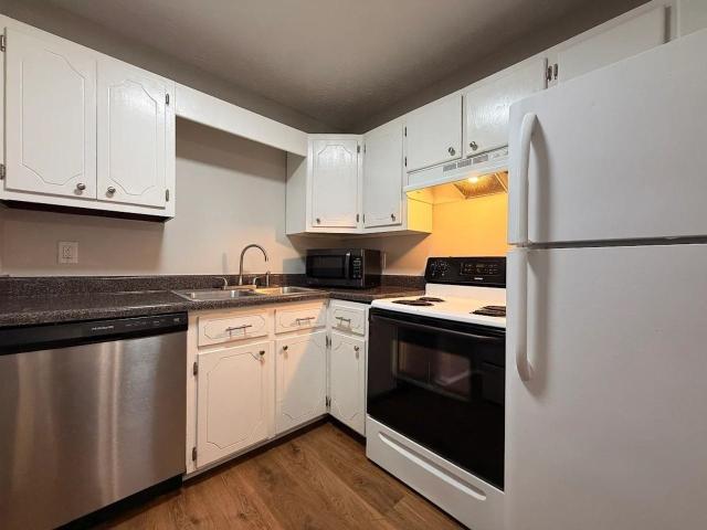 205 207 Rustwood Dr Rustwood Dr 2 Bedroom Apartment for Rent at 205 Rustwood Dr, Athens, GA 30606