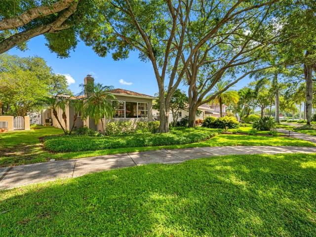 205 25th Ave NE, St. Petersburg, FL 33704 | MLS #TB8482 | Compass