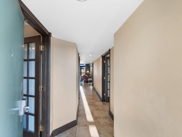 205 74th Ave. N 1002