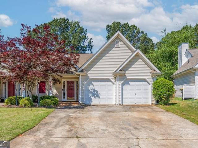 205 Courtyard Ln, Newnan, GA 30265