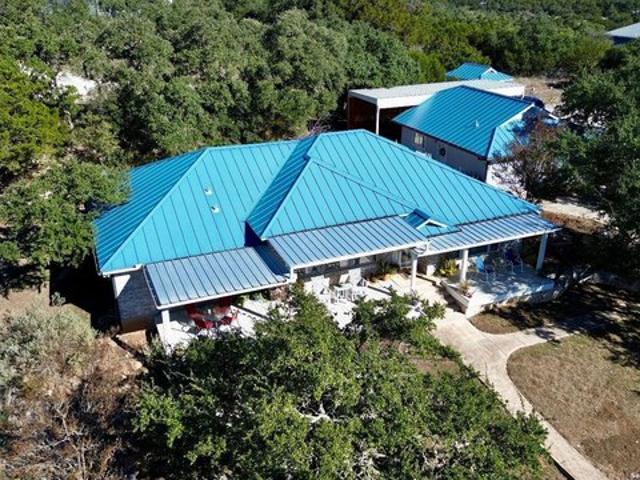 205 Cody Ct, Canyon Lake, TX 78133