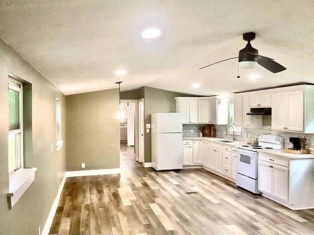 205 Collin St, Livingston, TX 77351