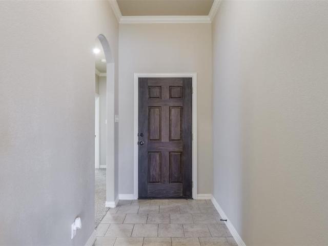205 Commonwealth Circle