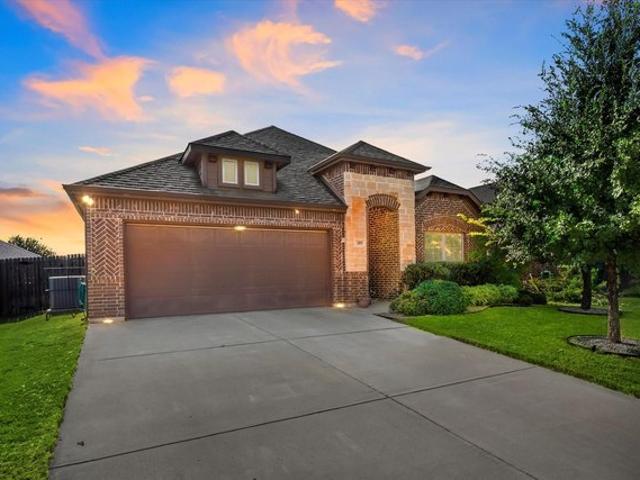 205 Carson Dr, Waxahachie, TX 75167