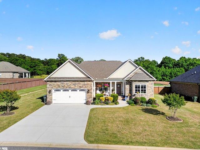 205 Cedar Knoll Way, Greer, SC 29651