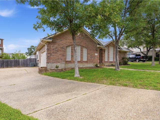 205 Chimney Hill Circle