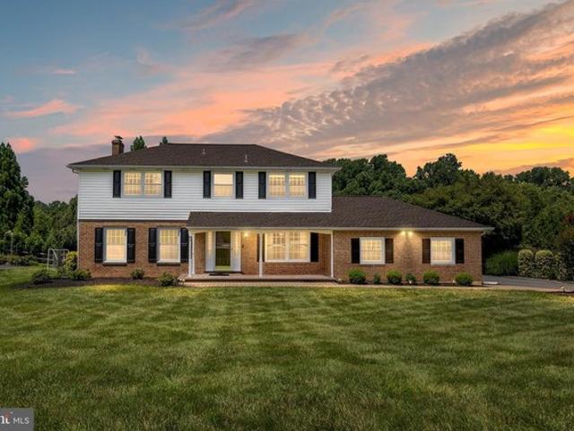 205 Clover Dr, Hockessin, DE 19707