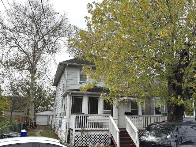 205 Abbey Ln