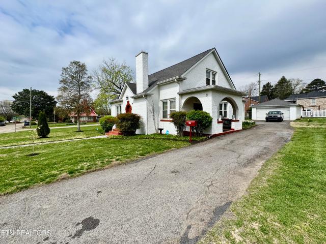205 Adair Drive