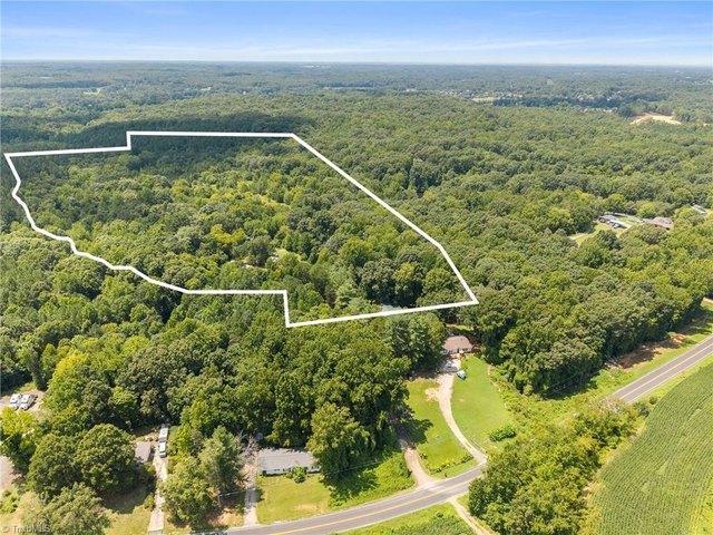 205 Alex Hayes Rd, Clemmons, NC 27012