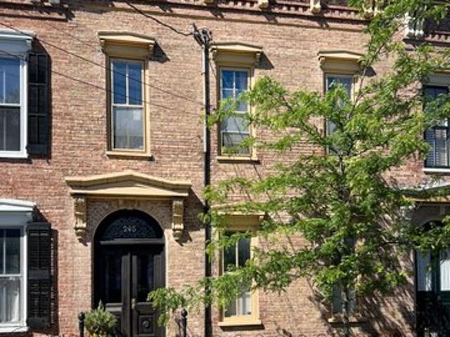 205 Allen St, Hudson, NY 12534