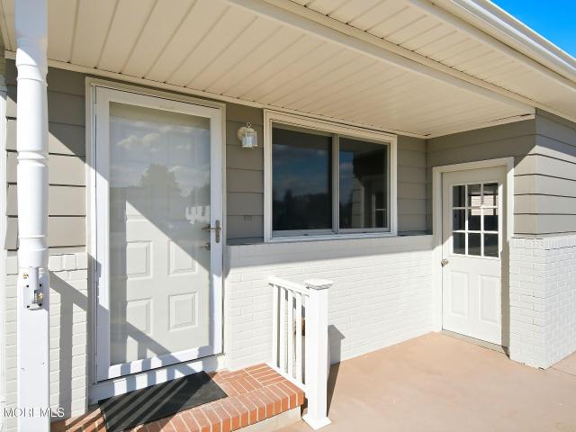 205 Bonaire Drive