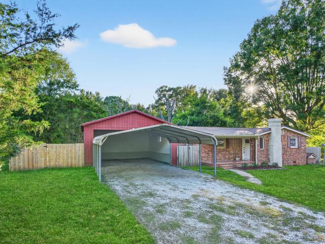 205 Bacon Road
