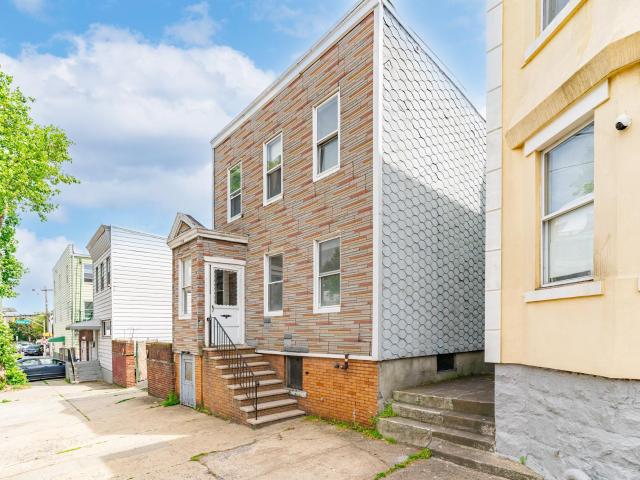 205 Beacon Ave