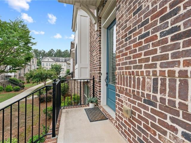205 Bedford Alley