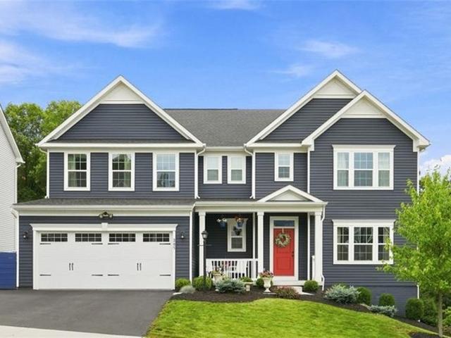 205 Bengal Fox Ct, Zelienople, PA 16063