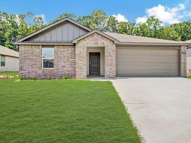 205 Bighorn Trl, Maumelle, AR 72113