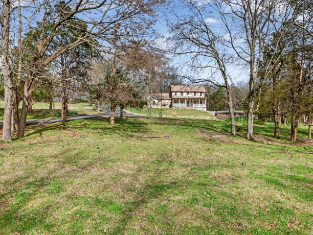 205 Bluegrass Cir, Lebanon, TN 37090 | MLS #3149 | Compass
