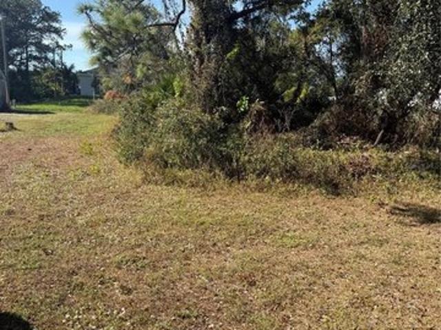 205 Gilbert Ave N, Lehigh Acres, FL 33971