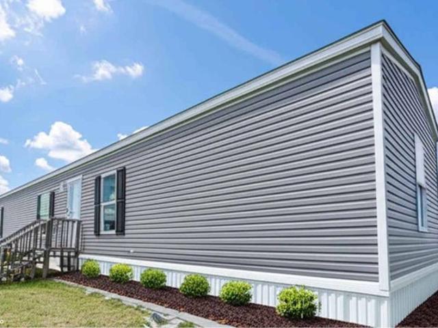 205 Glenwood Dr, New Castle, IN 47362