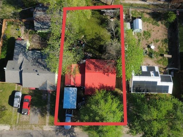 205 Graham Ave, Bonham, TX 75418