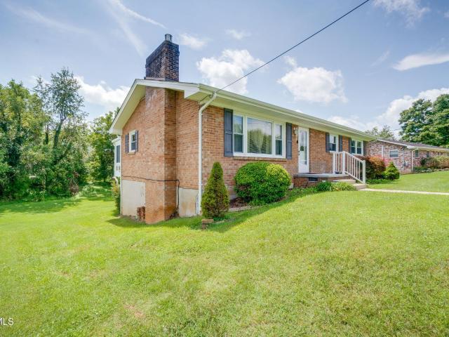 205 Greenfield Place