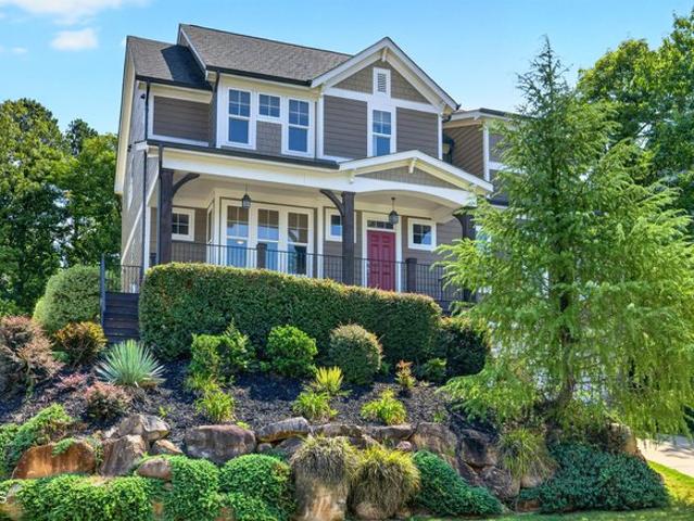 205 Diggory Dr, Holly Springs, NC 27540