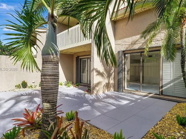 205 Dunwoody Ln, Unit 1785, Hollywood, FL 33021 | MLS #A11935 | Compass