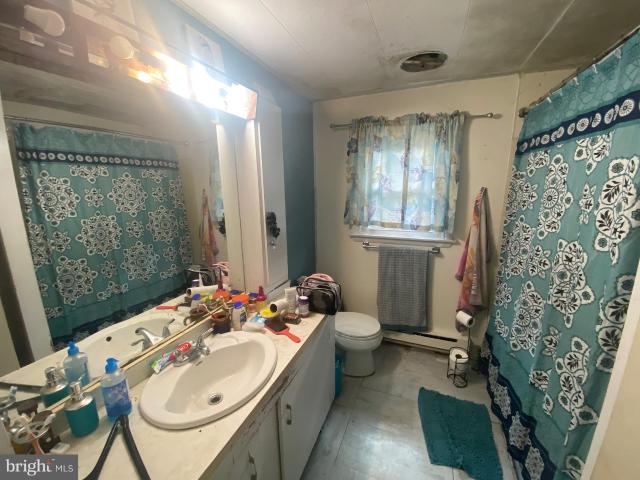 205 E 5th St, Seaford, DE 19973 | MLS #DESU2102 | Compass
