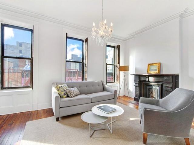 205 E 120th St, New York, NY 10035