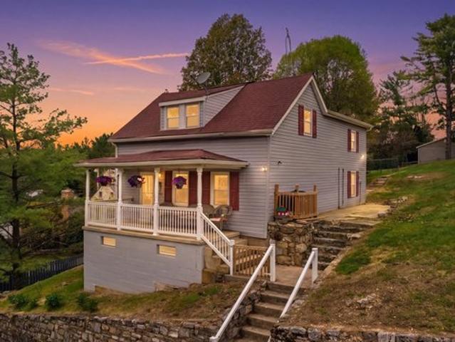 205 E Antietam St, Sharpsburg, MD 21782