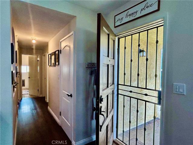 205 E Cypress