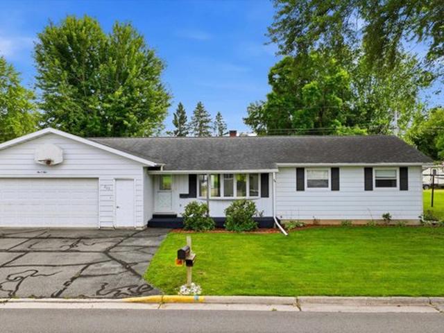 205 E Elm St, Spencer, WI 54479
