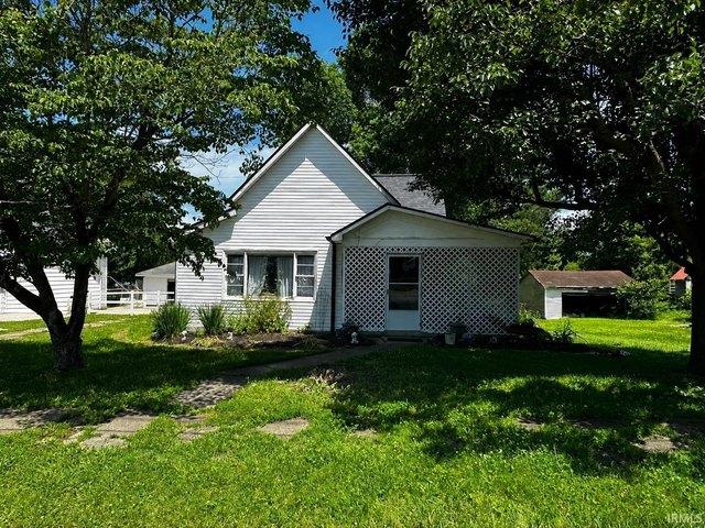 205 E North St, Winslow, IN 47598