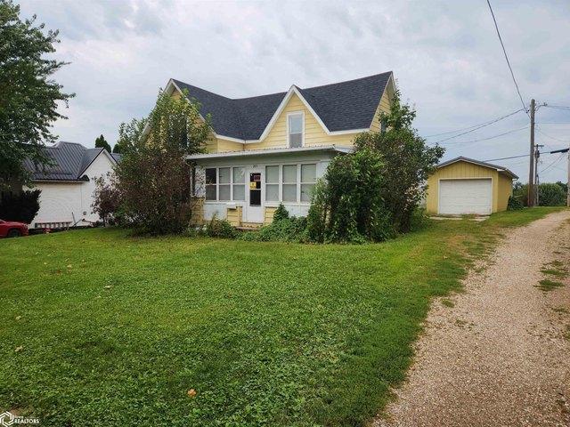 205 E State St, Toledo, IA 52342