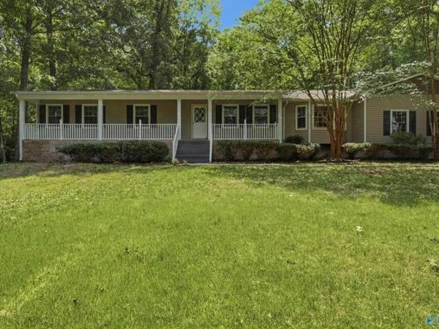 205 Eastwood Dr, Owens Cross Roads, AL 35763