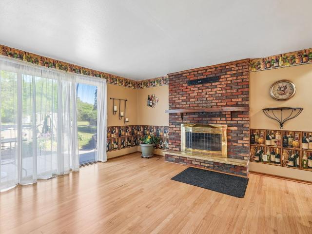 205 Fox Glen Rd
