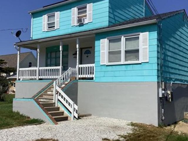 205 Fox Pl, Egg Harbor, NJ 08234