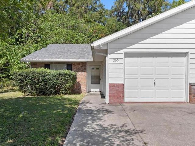 205 Fernwood St, Leesburg, FL 34748