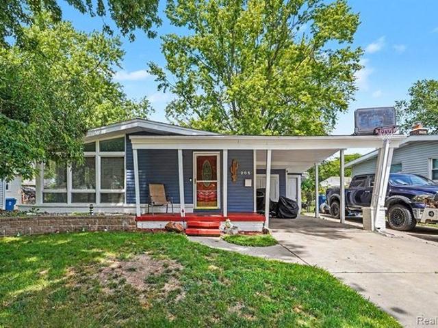 205 Fitzner Dr, Davison, MI 48423