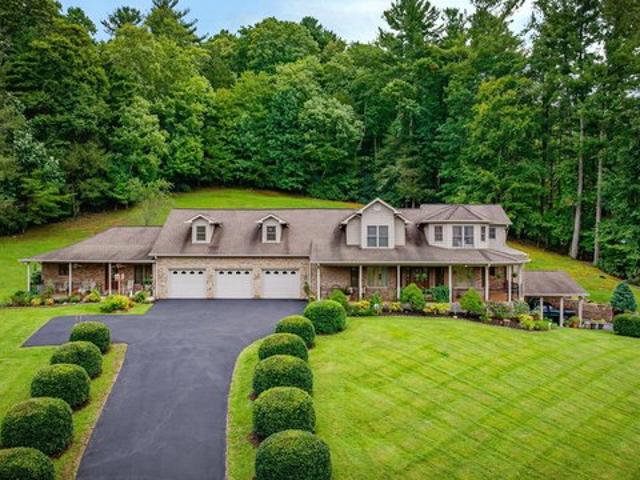 205 Fishery Loop Rd, Erwin, TN 37650