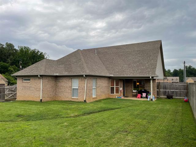 205 hackberry cv