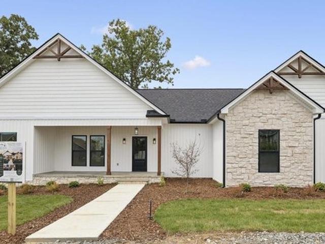205 Hidden View Dr, Dunlap, TN 37327