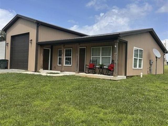 205 Hideaway Ln, Columbia, KY 42728