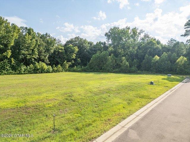 205 Huxley Dr, Starkville, MS 39759