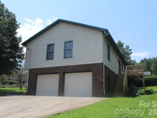 205 Inglewood Drive